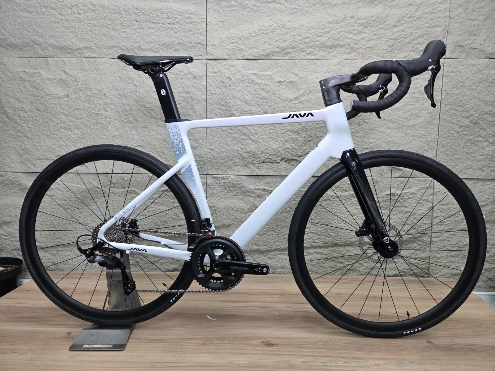 JAVA SILURO 6 TOP (XL) **2025-12SPD-Disc** | Road Bikes | Bike Hub