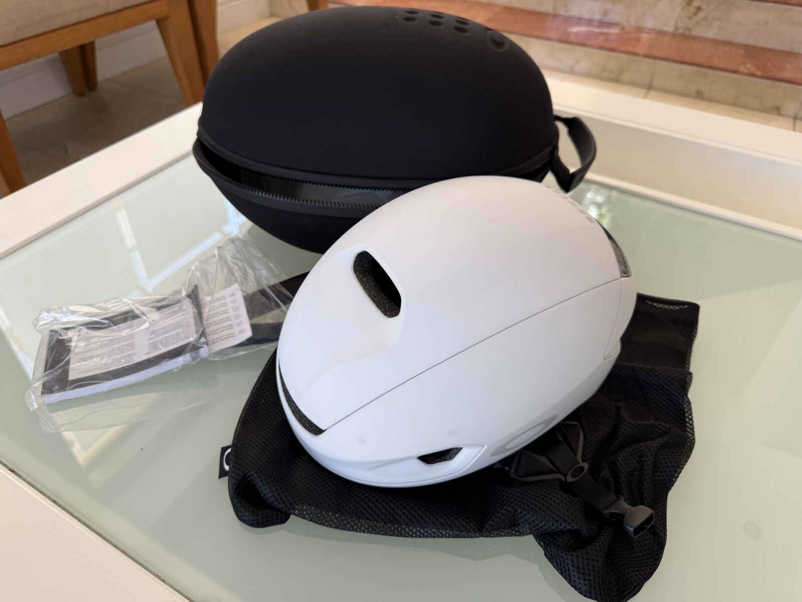Oakley Aro7 Matt White Helmet | Helmets | Bike Hub