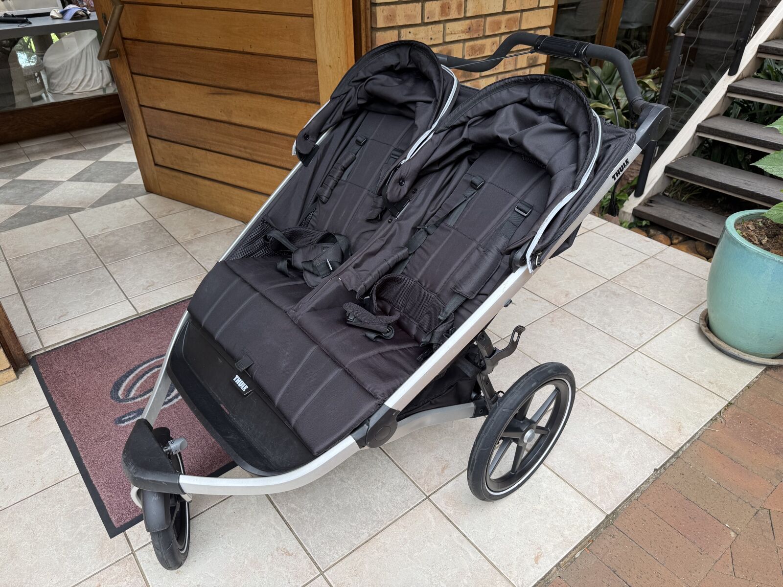 Thule Urban Glide Double Pram | Kids Seats & Carriers | Bike Hub