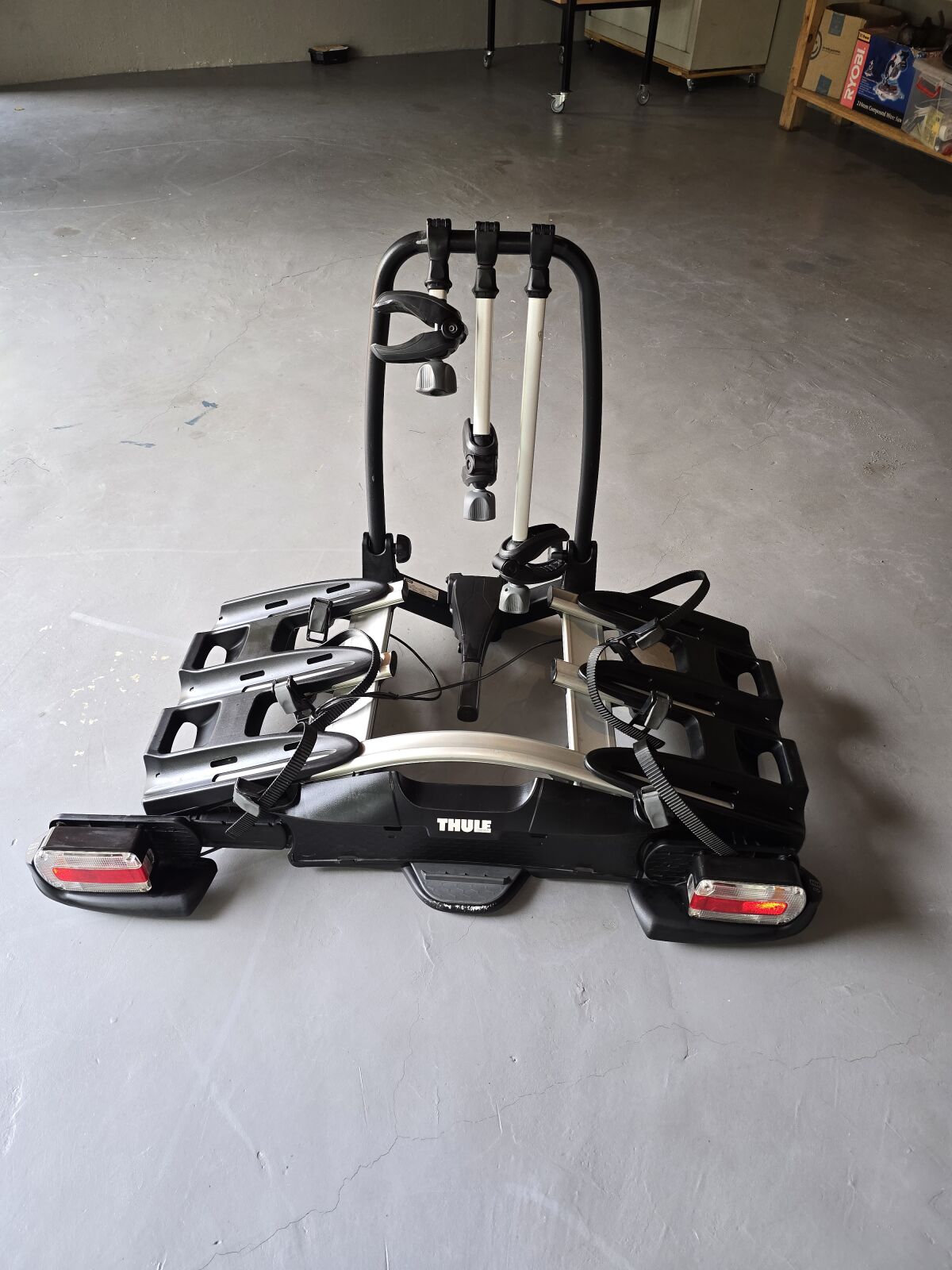 Thule Velo Compact 3-bike platform rack | Bike Racks | Bike Hub