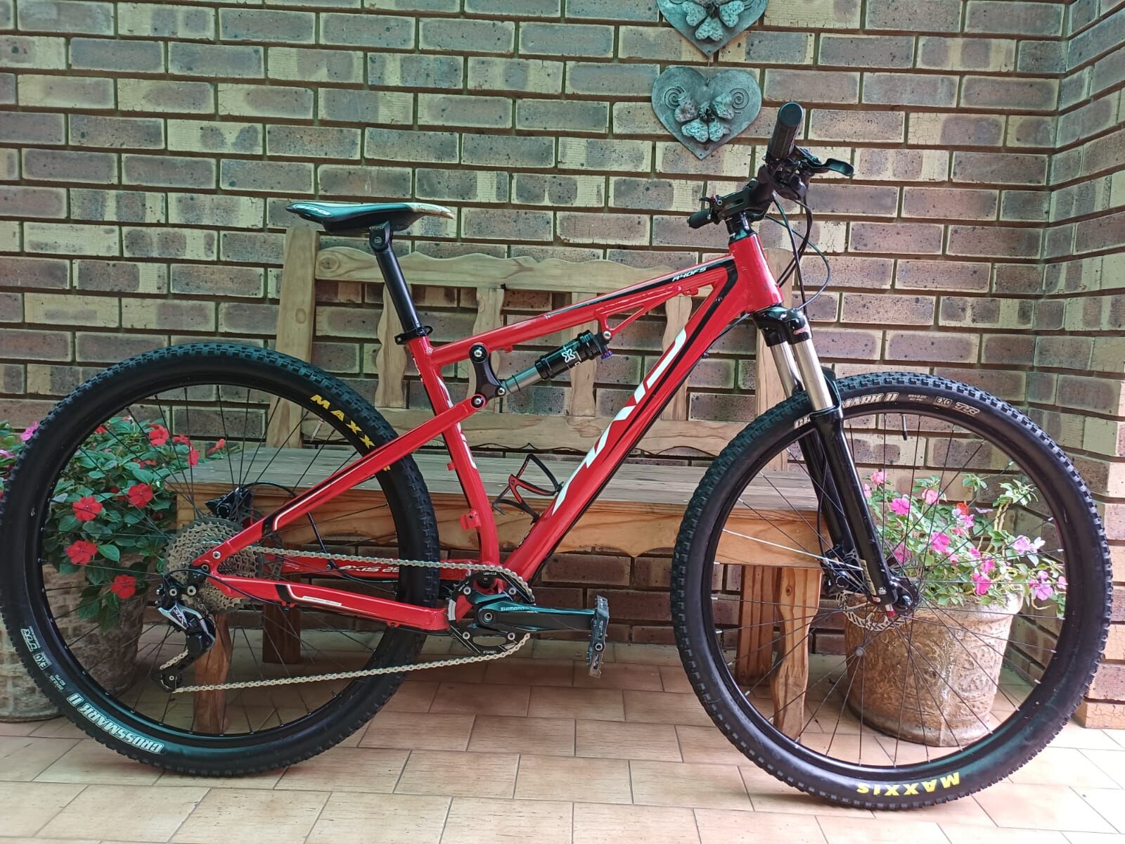 Axis A40FS | Dual Suspension Mountain Bikes | Bike Hub
