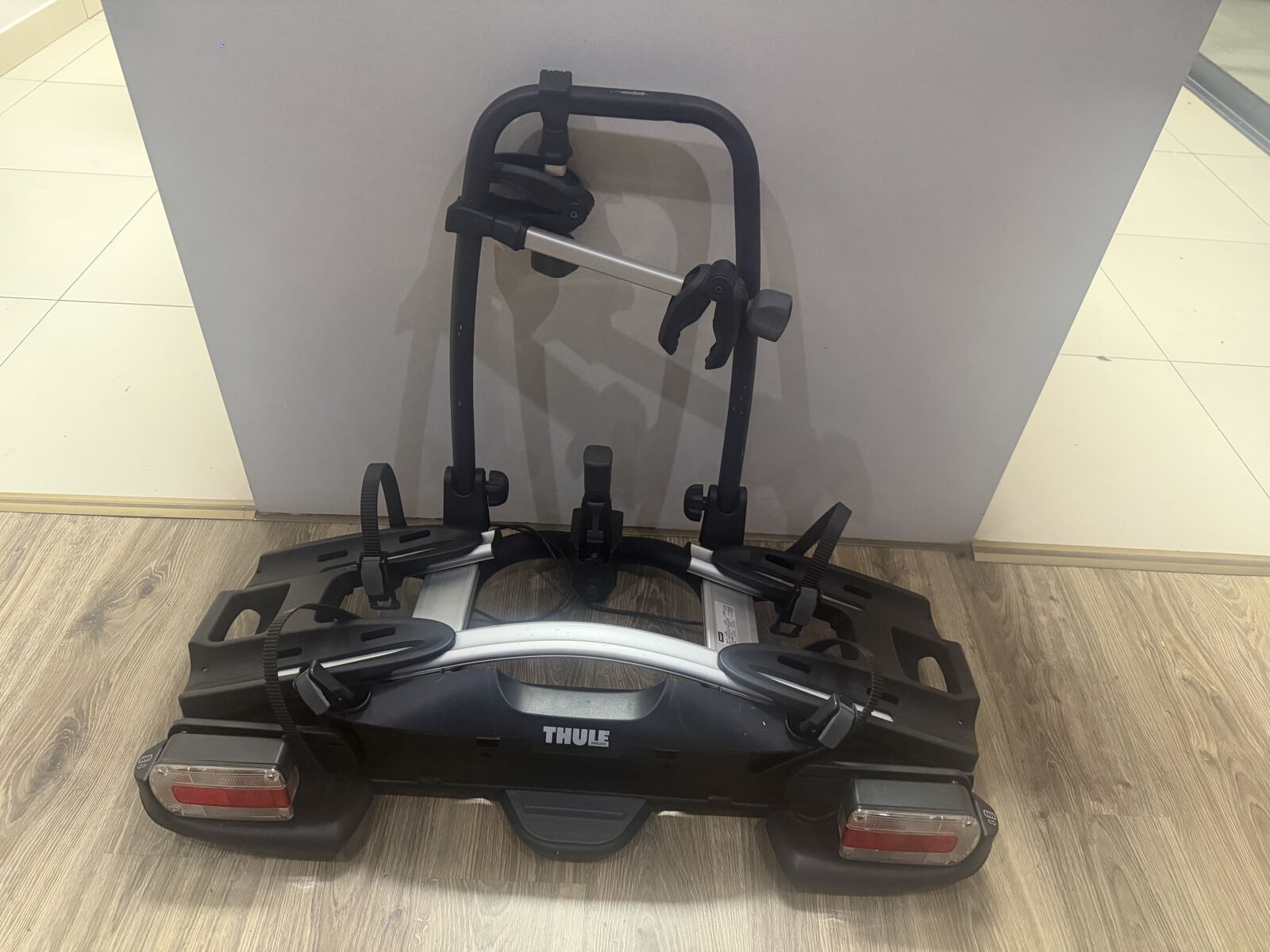 Thule Velocompact 2