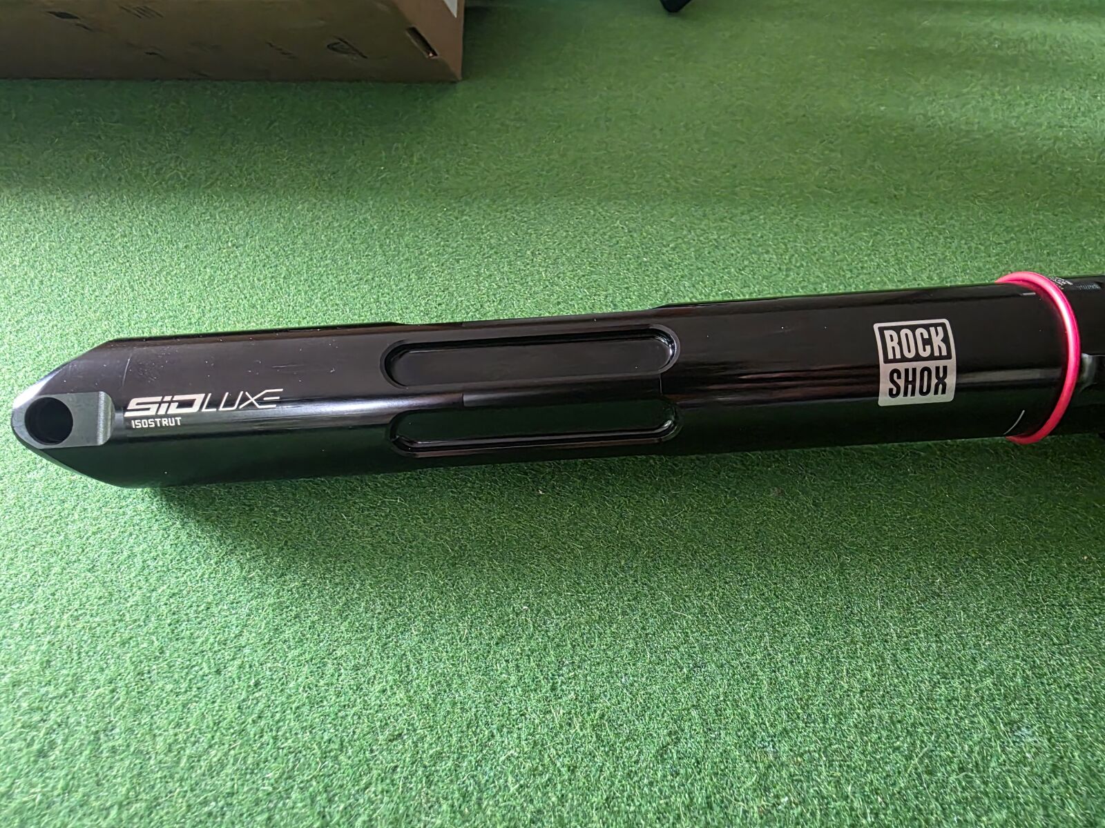 RockShox SID Luxe IsoStrutSupercaliber Gen 2 | Rear Shocks | Bike Hub