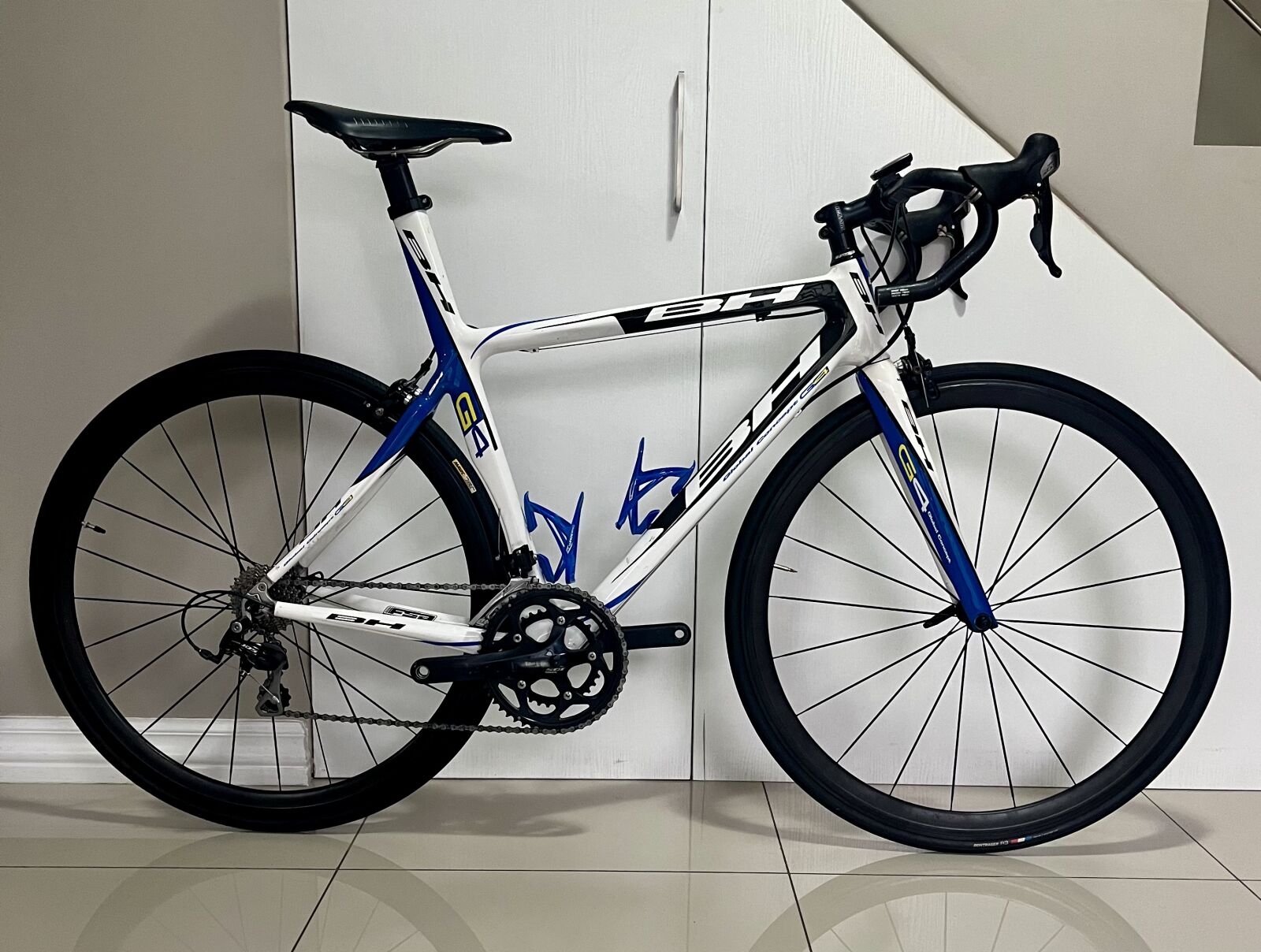 BH G4 carbon bike, 105, carbon wheels | Road Bikes | Bike Hub