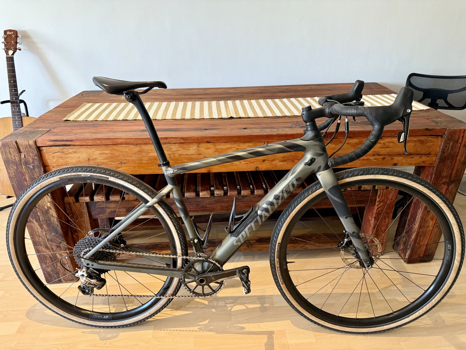 Specialized Diverge | Gravel Bikes | Bike Hub