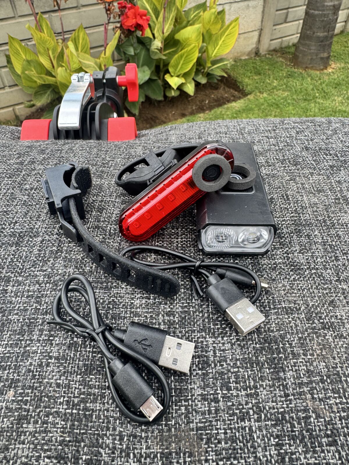 Front and back LED light set brand new | Lights & Batteries | Bike Hub