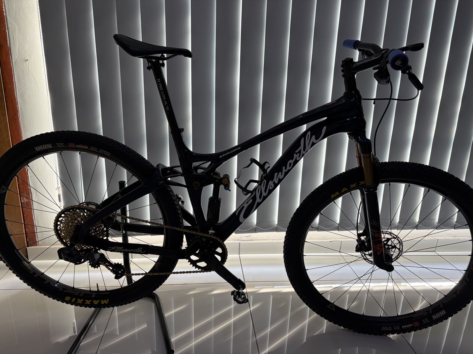 Ellsworth epiphany | Dual Suspension Mountain Bikes | Bike Hub