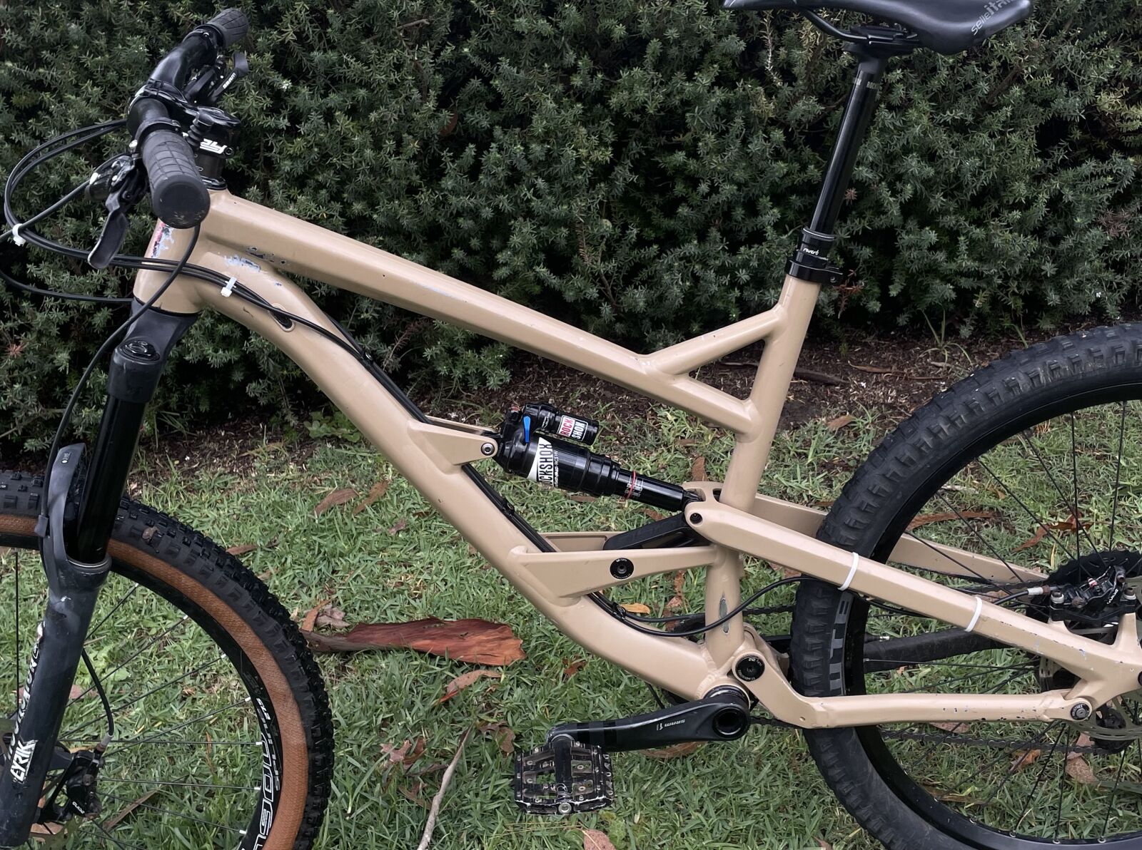 YT Capra 2017 (large frame) 27.5 | Dual Suspension Mountain Bikes ...